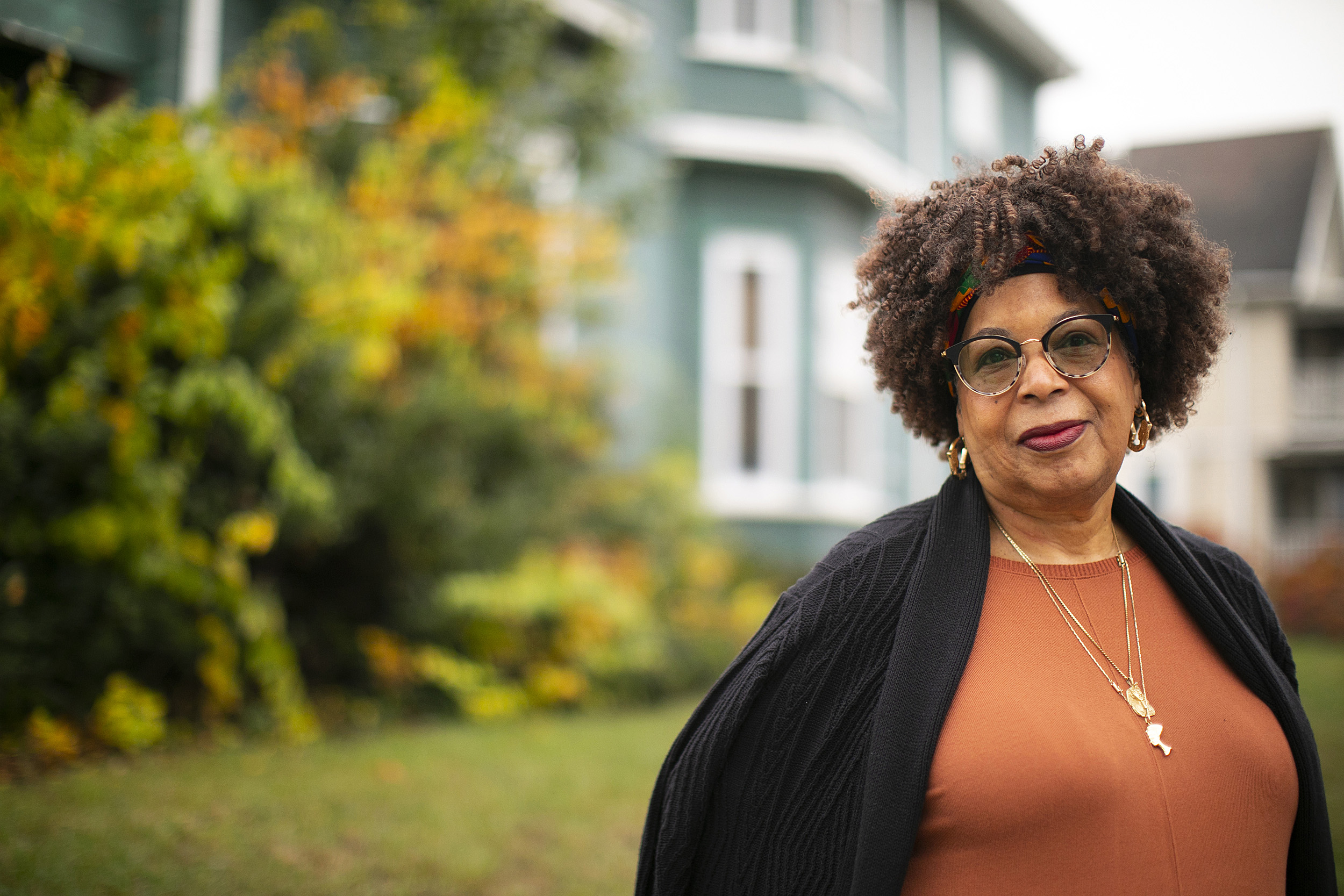 Carol Davis retires from the Harvard Physics Department — Harvard Gazette